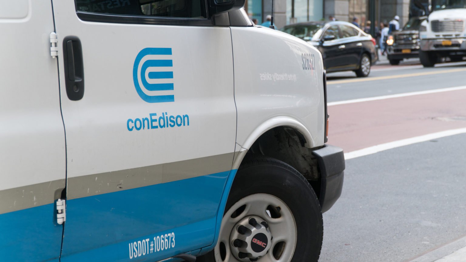 Build a Millionaire's Portfolio With These 3 Dividend-Paying Stocks ...