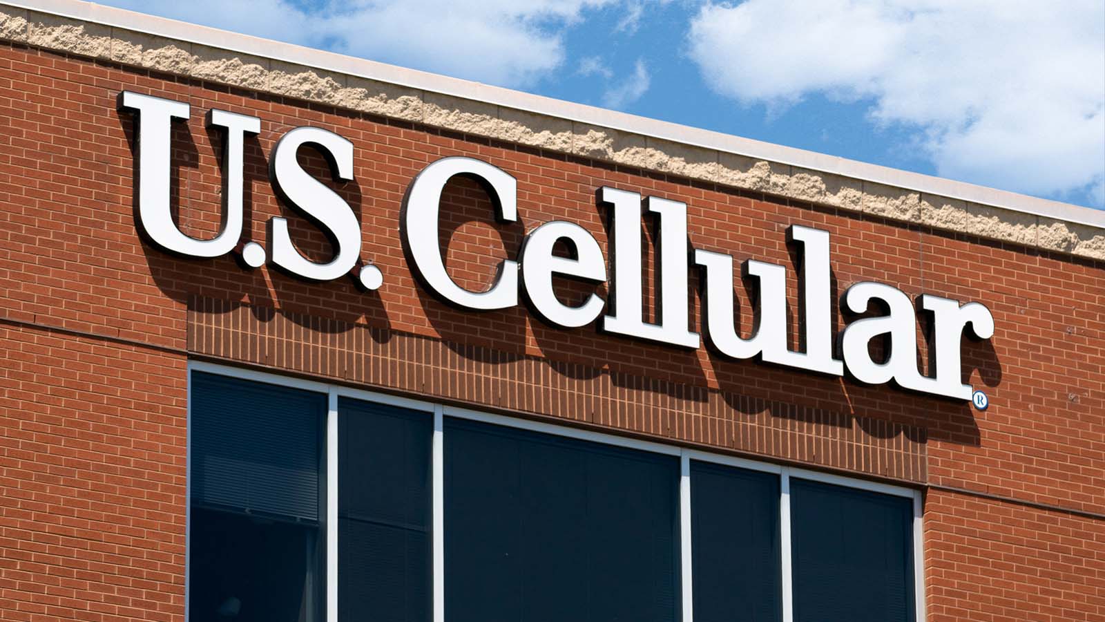 7 Undervalued Telecom Stocks to Buy Now | InvestorPlace