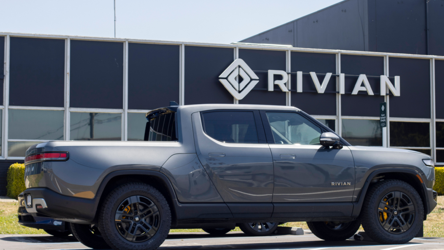 RIVN Stock Alert: Rivian Confirms 2024 Production Guidance at Investor ...